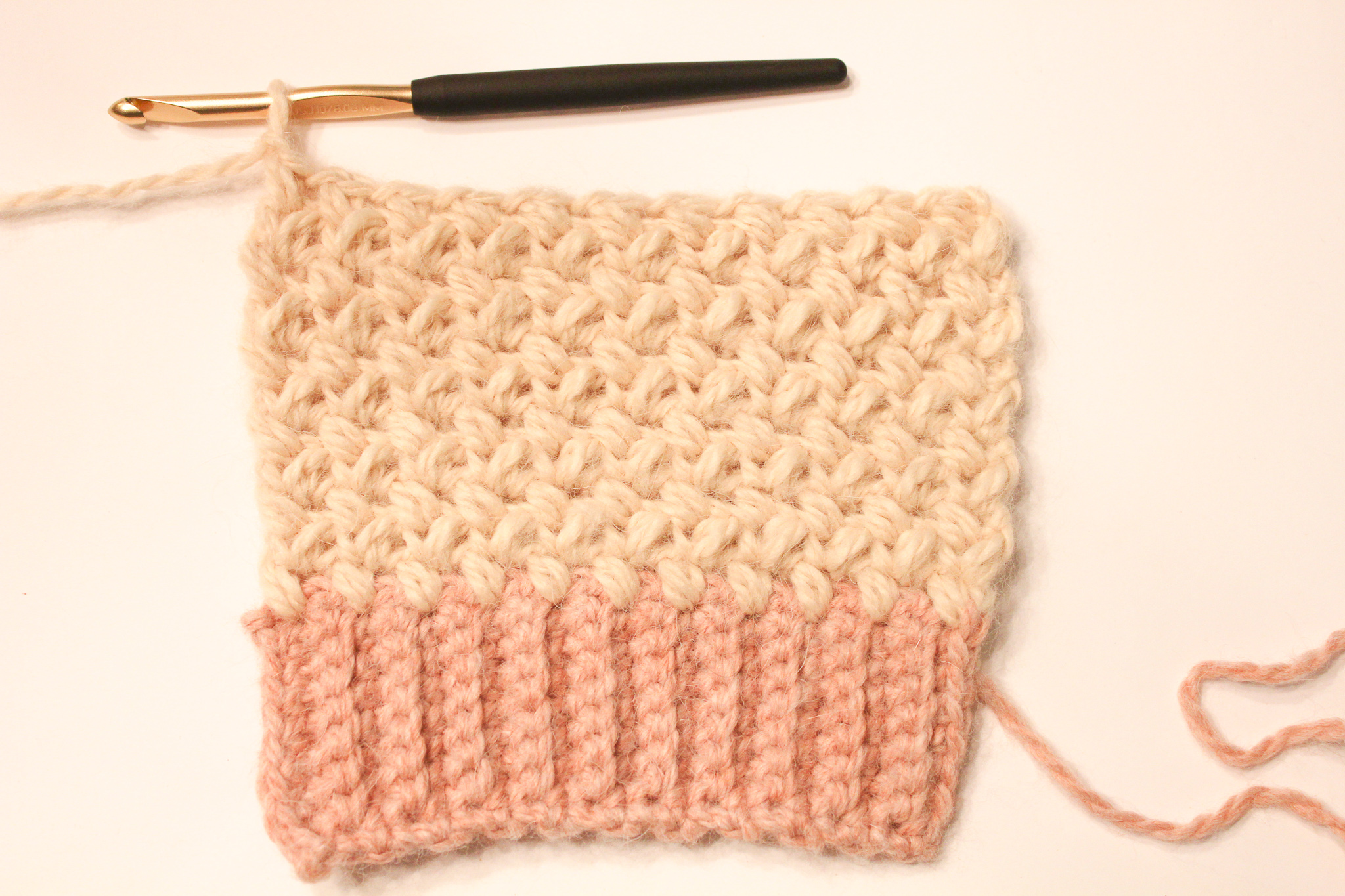 Cozy Convertible Crochet Mittens - Free Crochet Pattern The Knotted Nest